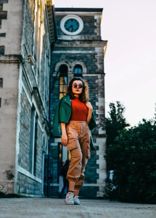 Full Body Portrait Posing | 19 Secret Tips For Photographers